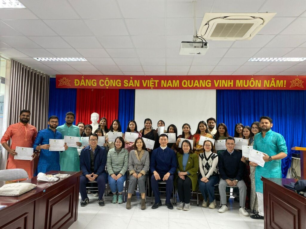 Certificate awarding ceremony of the international training on ...